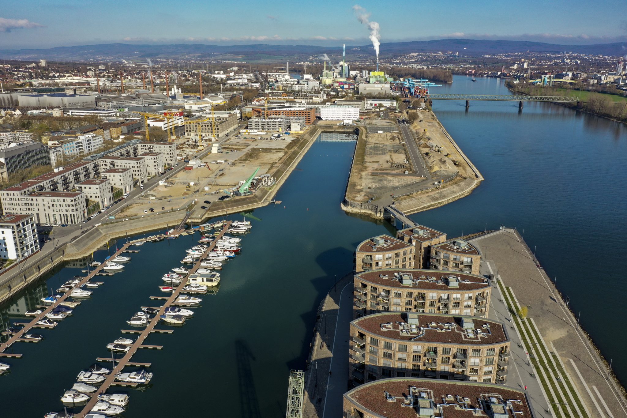 Innovative flood protection at Zollhafen Mainz - Omnicon